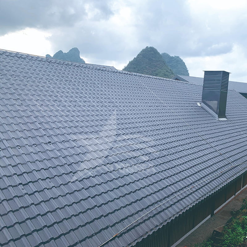 A must-see when building a factory roofing! Color steel tiles vs ...